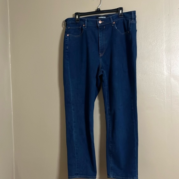 Express | Jeans | Express Medium Wash Super High Rise Mom Jeans 4r ...